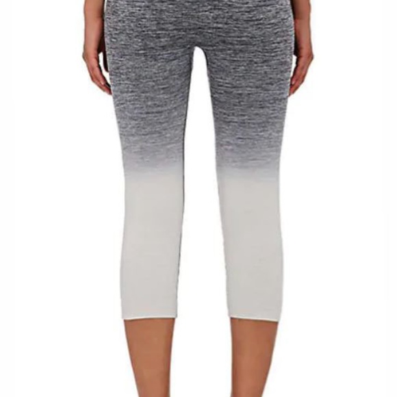 Electric Yoga | Pants & Jumpsuits | Nwt Capri Workout Pants Graduated ...